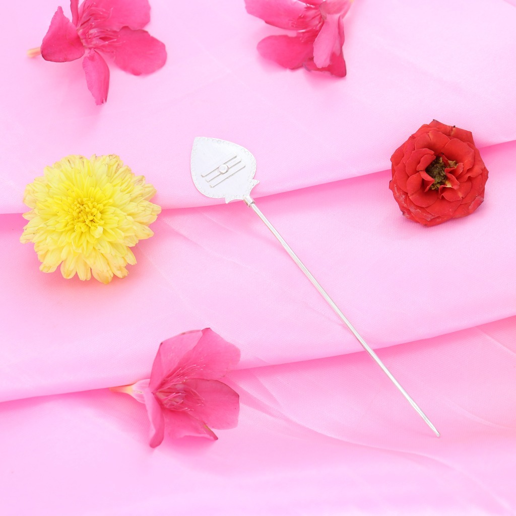 God Murugan Vel: Silver Vel for Pooja Benefits